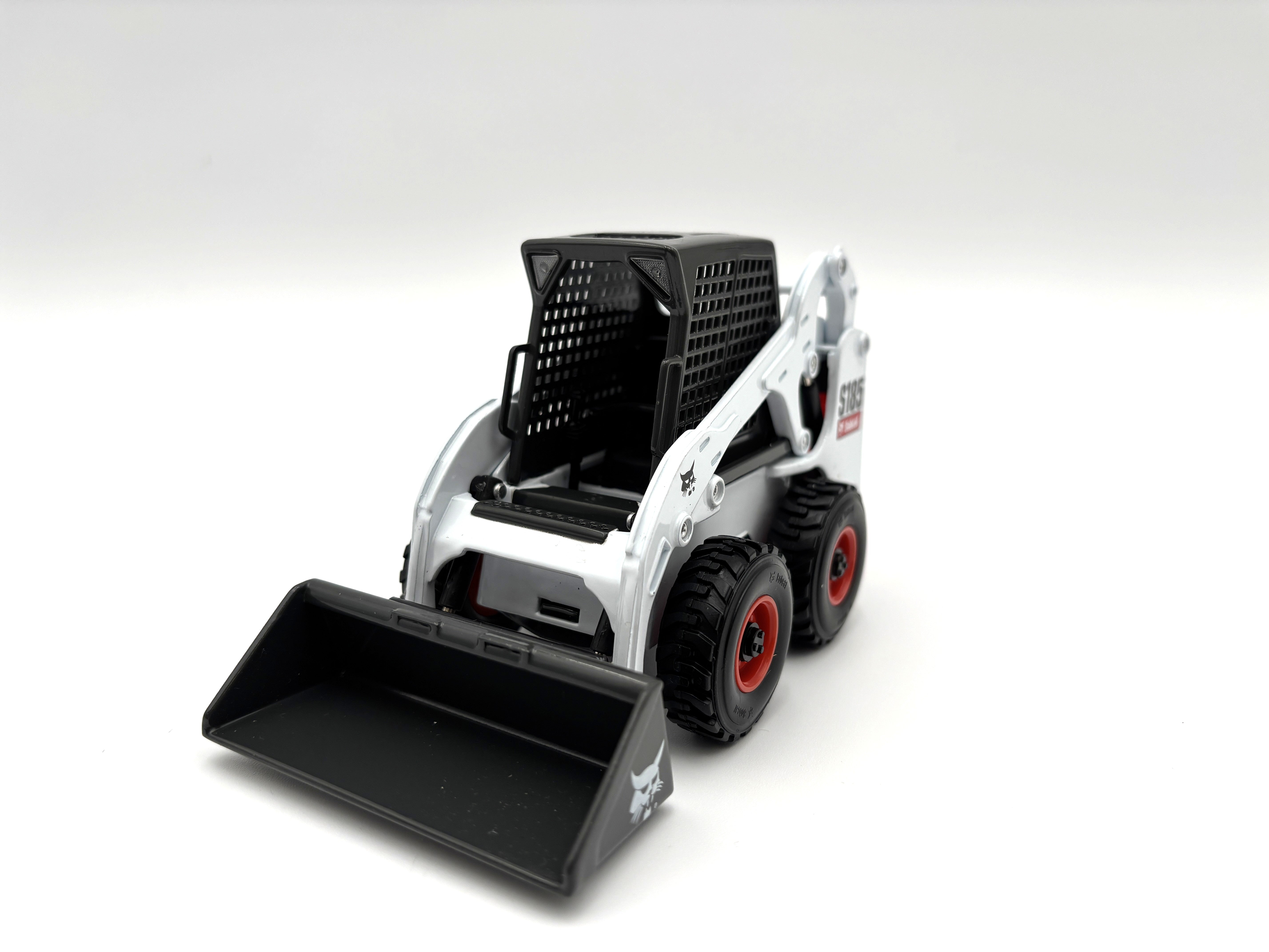 1/25 Bobcat S185 Skid-Steer Loader – Creekside Farm Toys