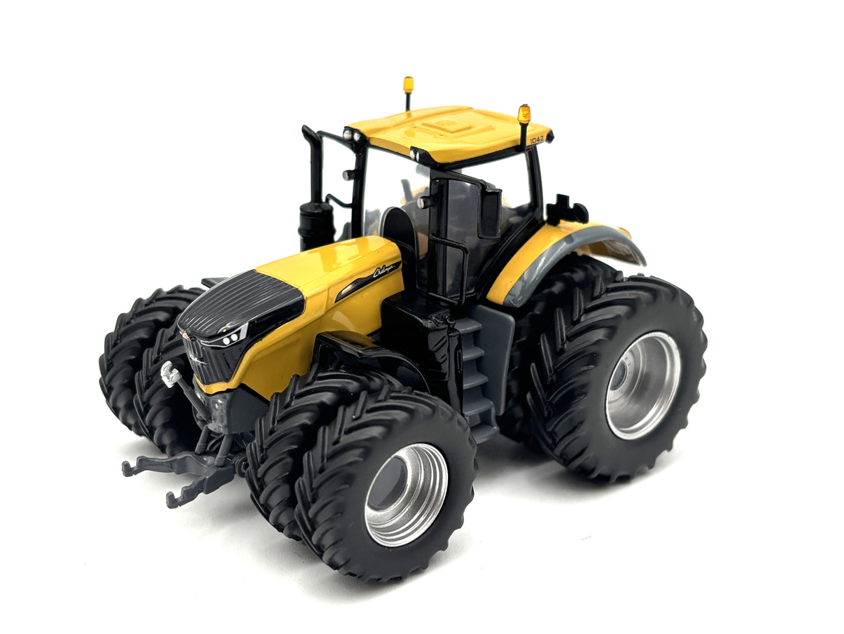 1/64 Challenger 1042 Duals – Creekside Farm Toys