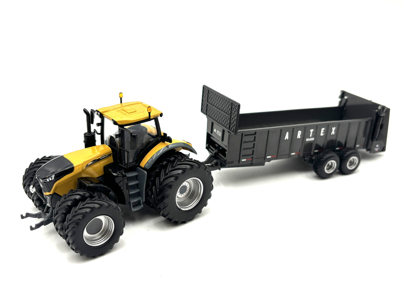 1/64 Challenger 1042 Duals – Creekside Farm Toys