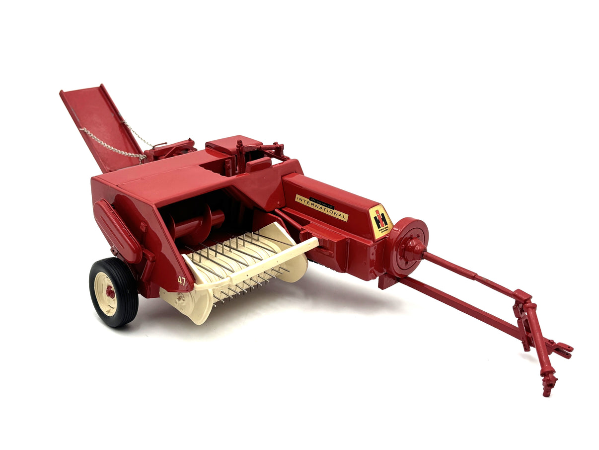 1/16 International #47 Twine Baler – Creekside Farm Toys